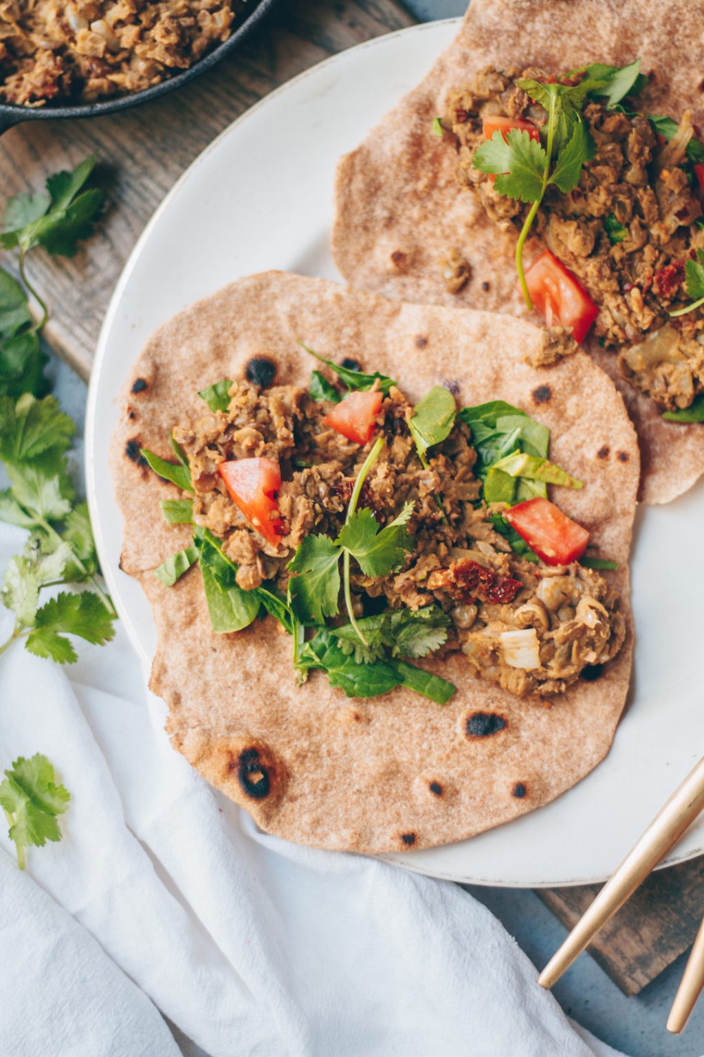 Creamy Tahini Lentil Wraps – healthienut