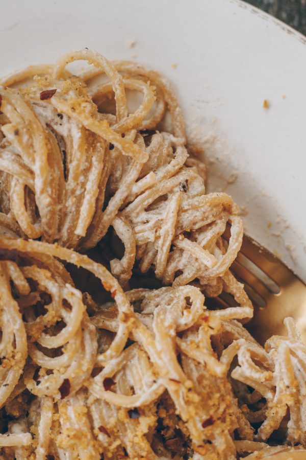 Creamy Walnut White Sauce Pasta – healthienut