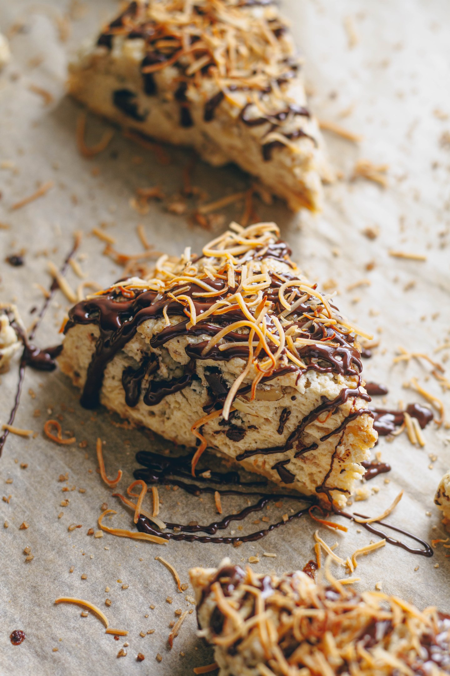 Toasted Coconut and Dark Chocolate Scones – healthienut