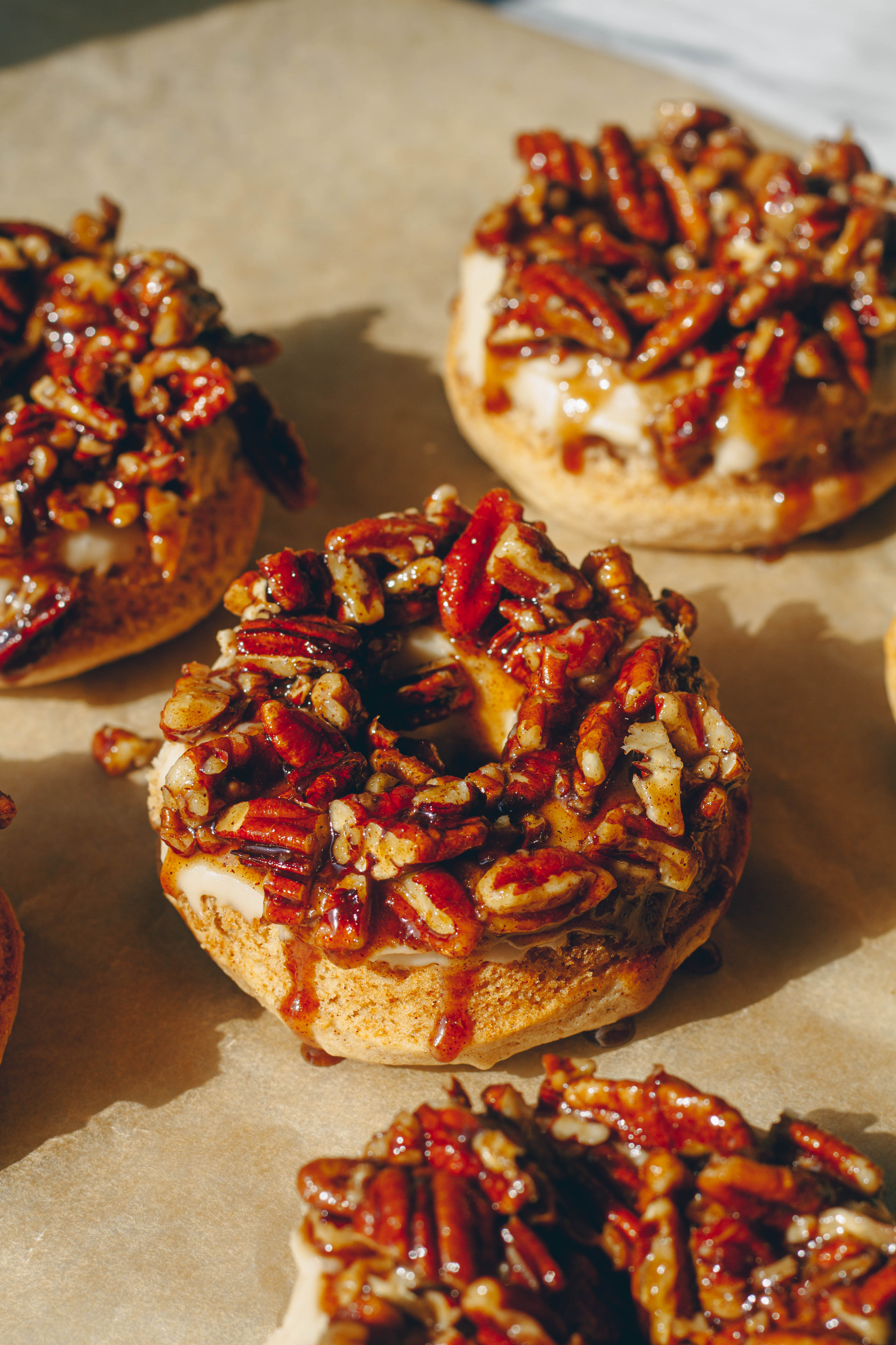 Maple Pecan Pie Baked Donuts – healthienut